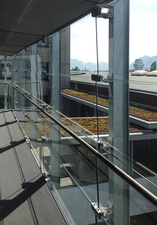 catwalk-behind-glass-rainscreen - Bendheim Rainscreens